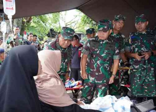 KASAD Jenderal TNI Dudung Abdurachman Kunjungi dan… KASAD Jenderal TNI Dudung Abdurachman Kunjungi dan…