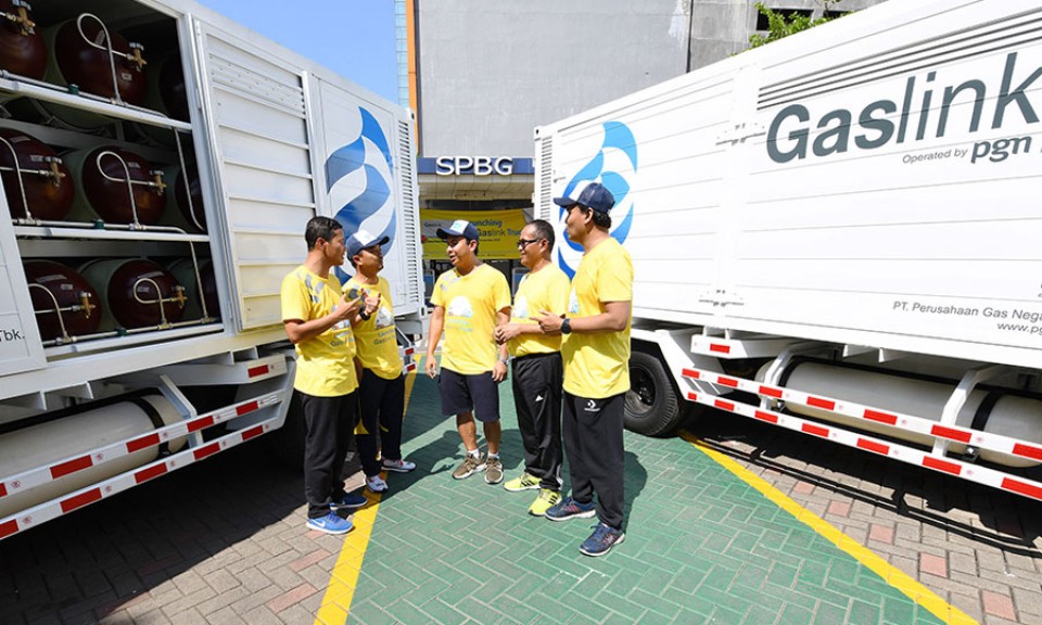 PGN LUNCURKAN GASLINK TRUCK BAHAN BAKAR GAS BUMI