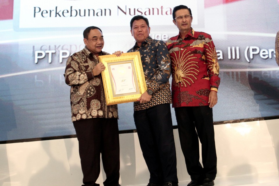 PT Perkebunan Nusantara Raih Penghargaan - Industry.co.id
